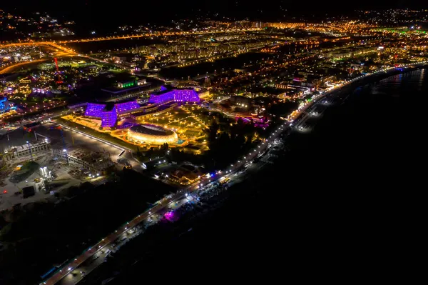 Sochi, Rusia - 4 de septiembre de 2021: Embankment of the Olympic Park ...