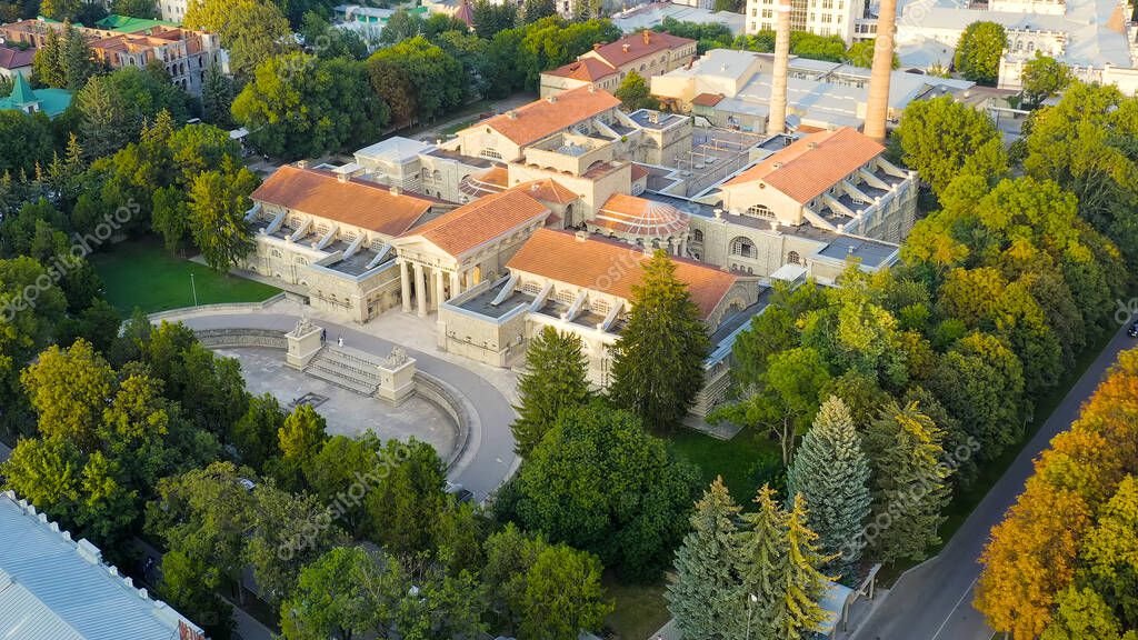 Essentuki, Rusia. Yessentuki baños de barro. El monumento ...
