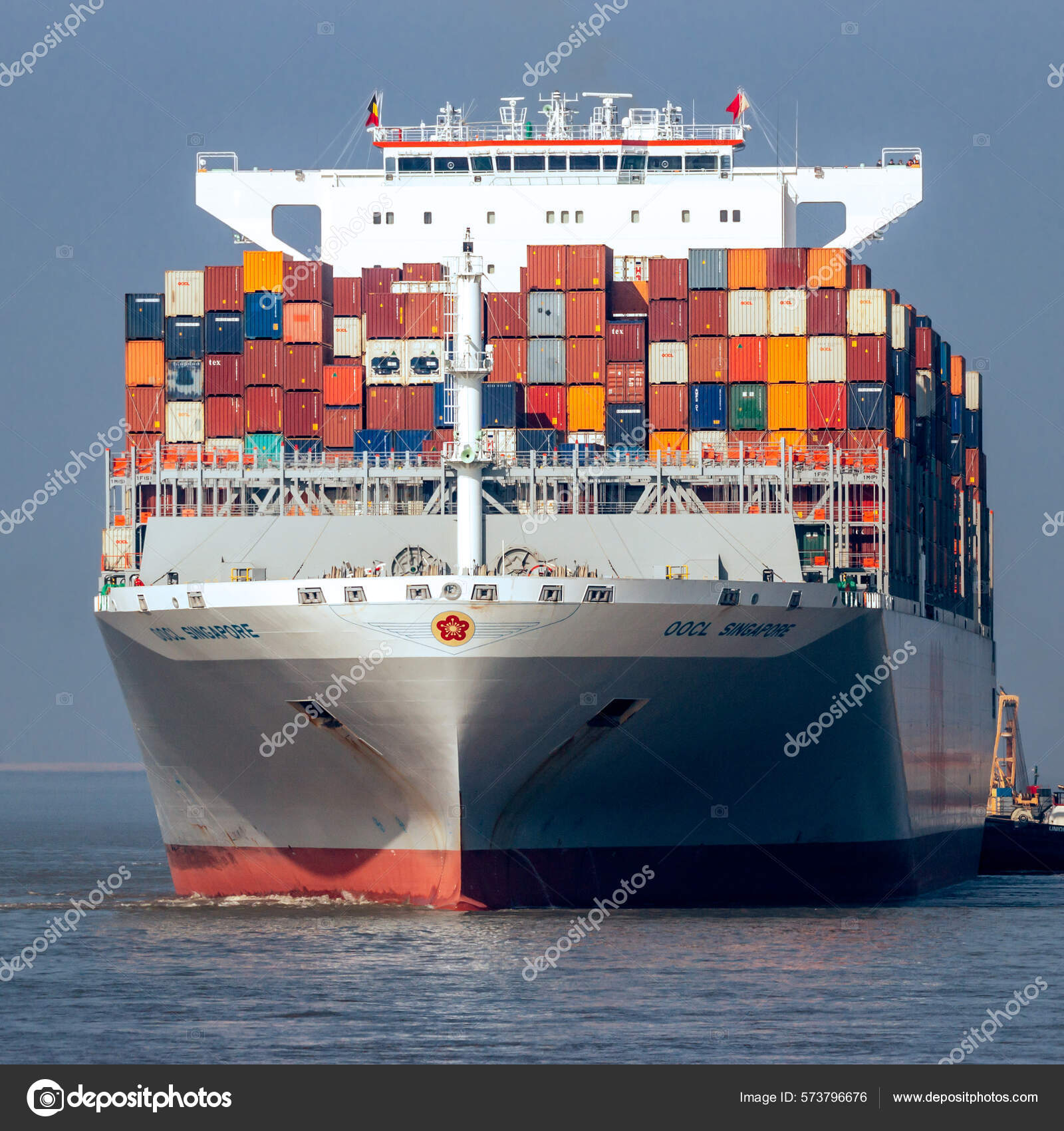 Container Ship Oocl Singapore Leaving Container Terminal Port Antwerp ...