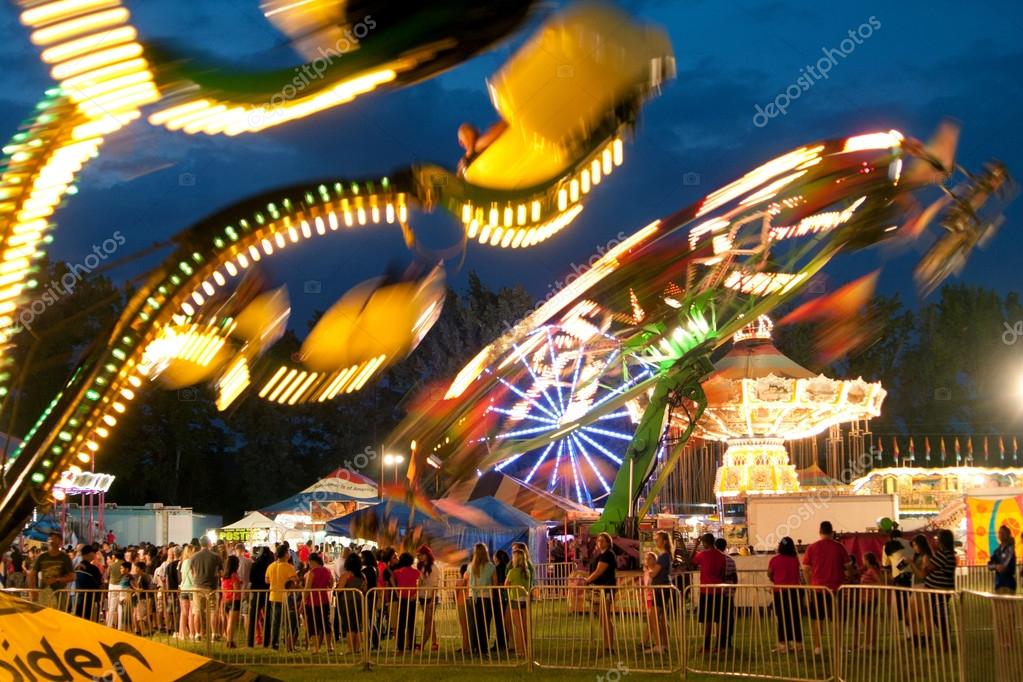 Photographing Carnival Rides At Night