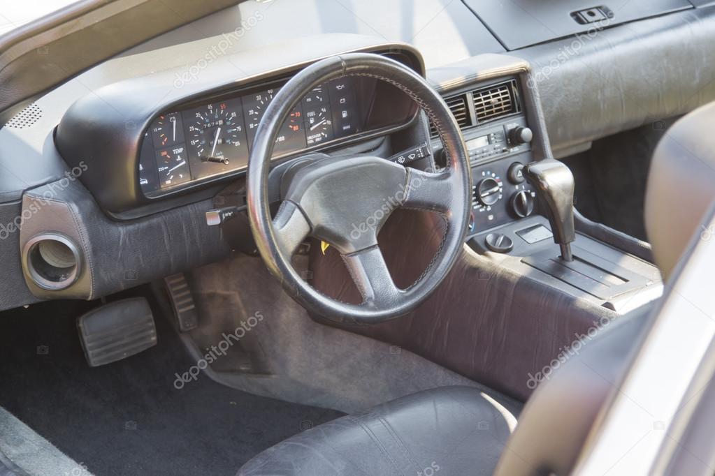 1981 DeLorean Interior – Stock Editorial Photo © mybaitshop #37157119
