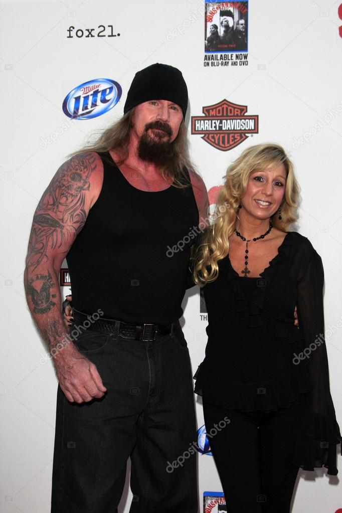 Rusty Coones, Katherine Coones — Stock Editorial Photo © Jean_Nelson #12873512