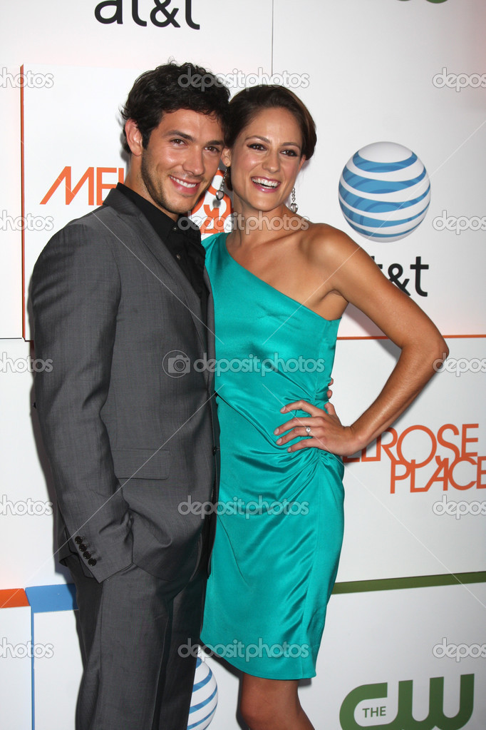 Michael Rady, fiance Rachael Kemery — Stock Editorial Photo © Jean ...