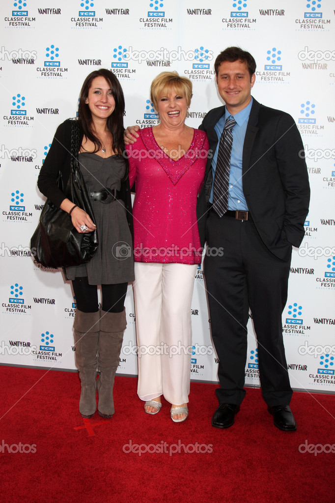 Lorna Luft and Her children – Stock Editorial Photo © Jean_Nelson #12913084