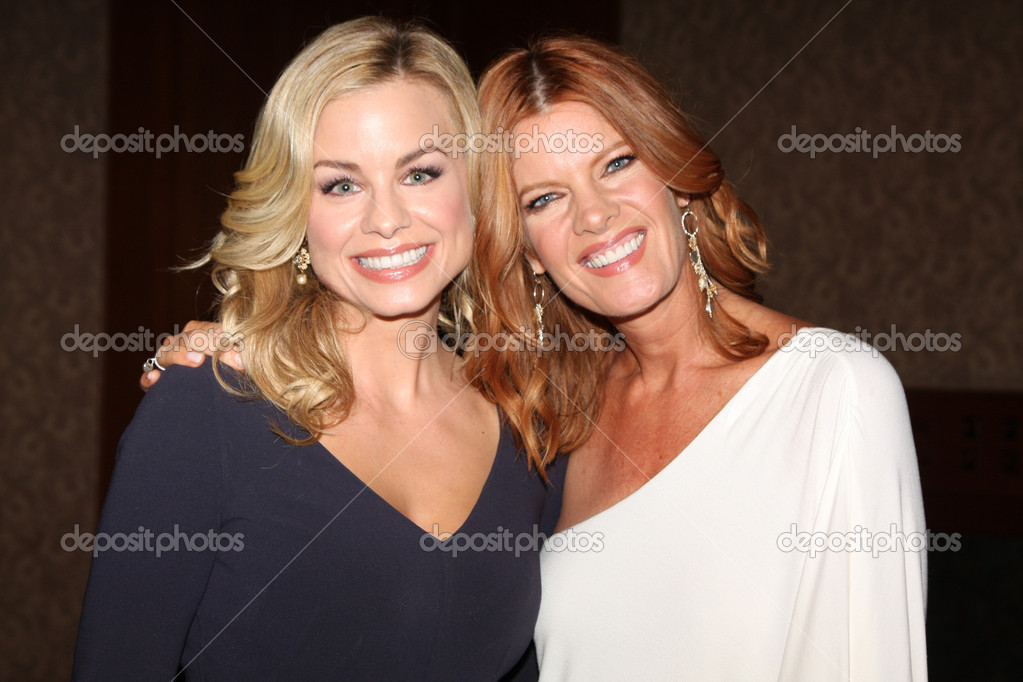 Jessica Collins – Stock Editorial Photo © Jean_Nelson #12918427