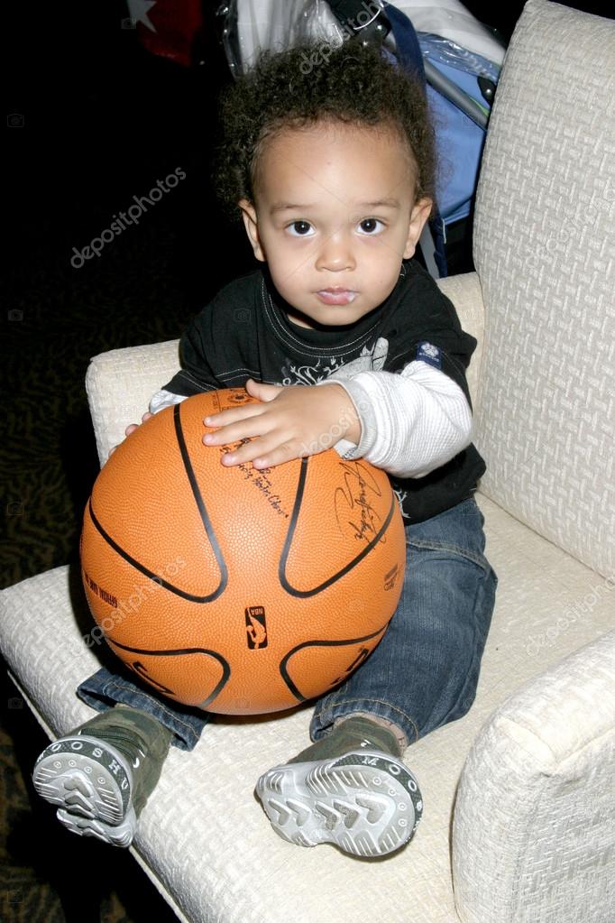 Roger R. Cross' son – Stock Editorial Photo © Jean_Nelson #12920645