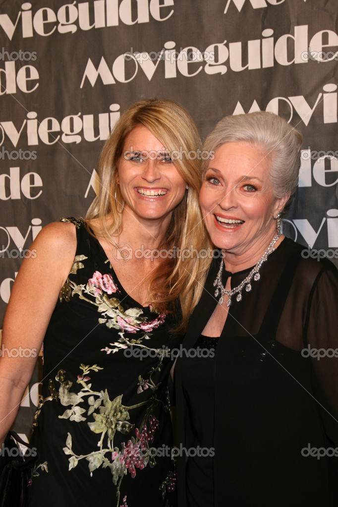 Lee Meriwether & Daughter – Stock Editorial Photo © Jean_Nelson #12923361