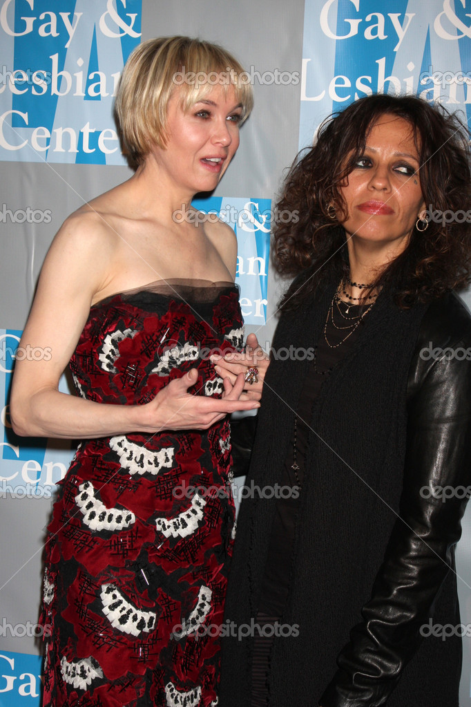 Renee Zellweger and Linda Perry – Stock Editorial Photo © Jean_Nelson ...