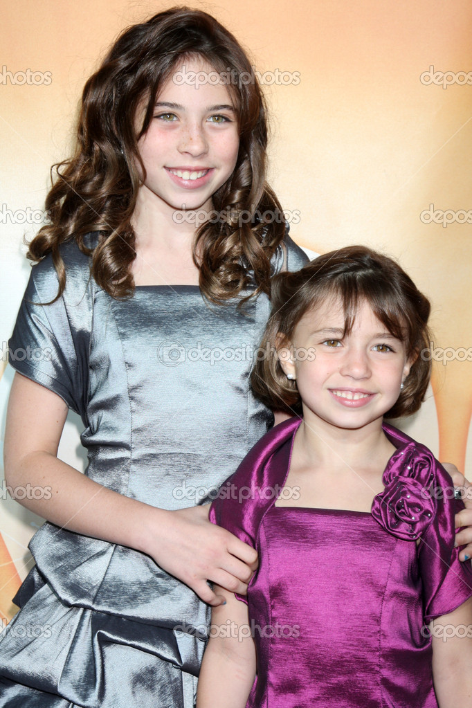 Emily Rae, Savannah Rae – Stock Editorial Photo © Jean_Nelson #12939269