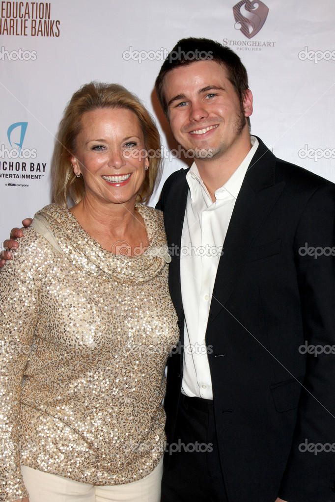 Jason Ritter and mom Nancy – Stock Editorial Photo © Jean_Nelson #12960391