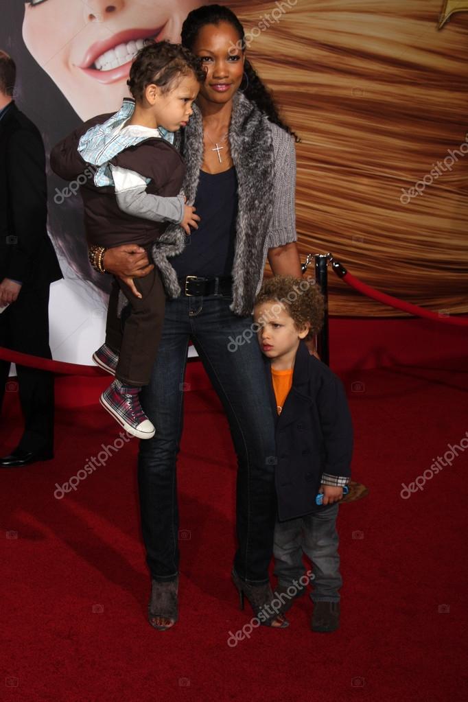 Garcelle Beauvais & sons — Stock Editorial Photo © Jean_Nelson #12965845