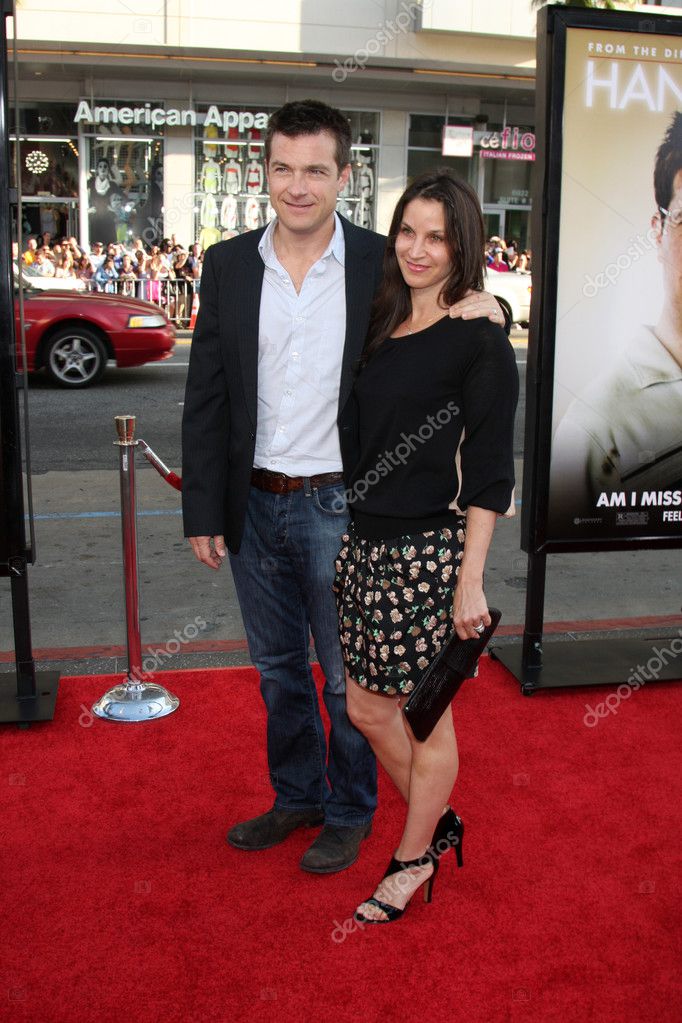 Jason Bateman & wife — Stock Editorial Photo © Jean_Nelson #12977501
