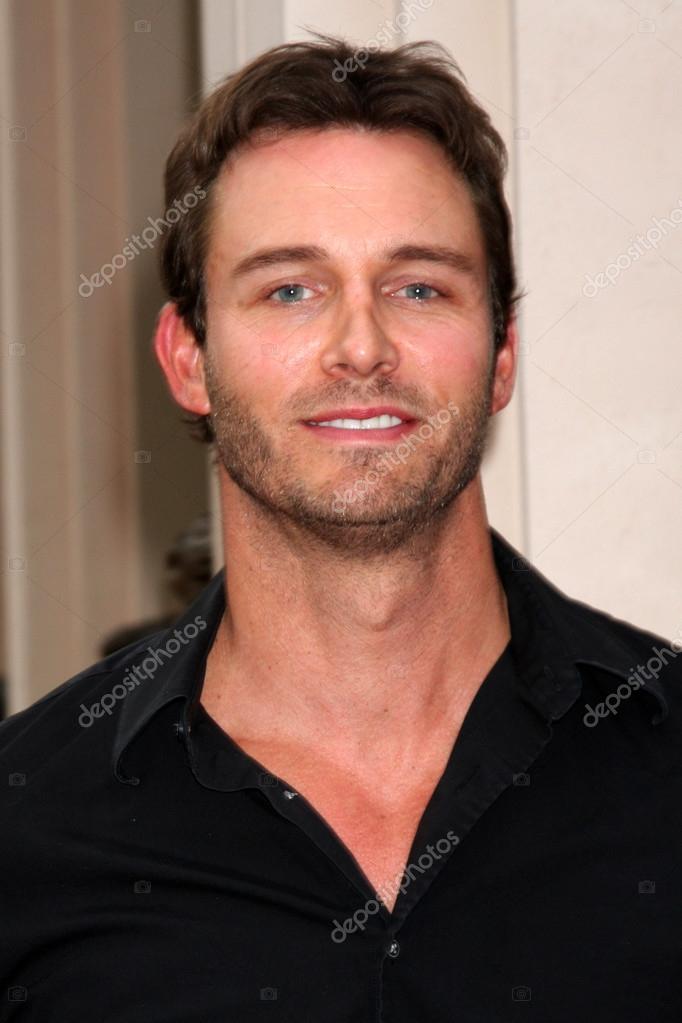 Eric Martsolf – Stock Editorial Photo © Jean_Nelson #12994161