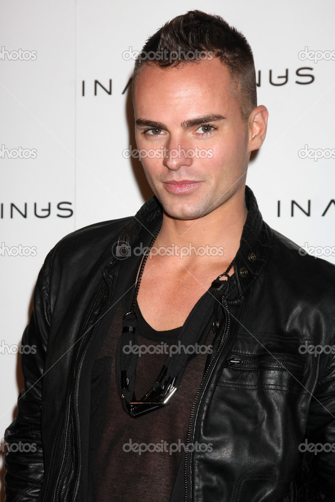 Derek Lloyd Saathoff – Stock Editorial Photo © Jean_Nelson #13004934