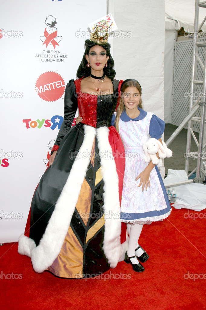 Teri Hatcher & Emmerson Tenney (Daughter) – Stock Editorial Photo ...