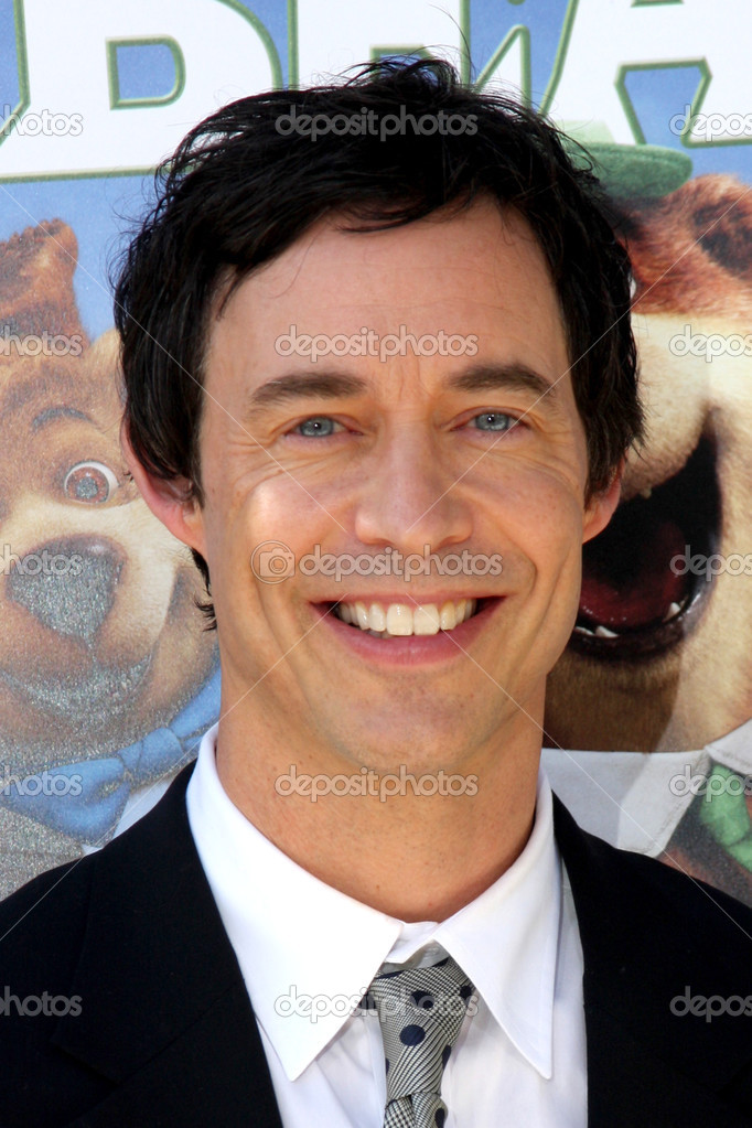 Tom Cavanagh Wife