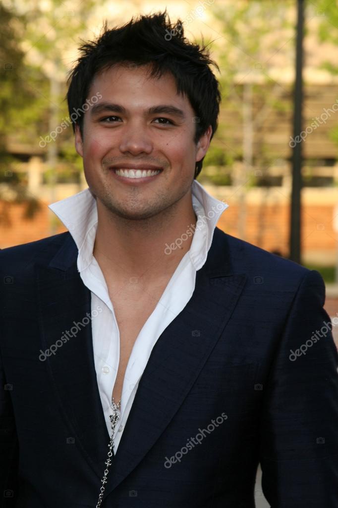 Michael Copon. — Foto editorial de stock #13043170 ©Jean_Nelson