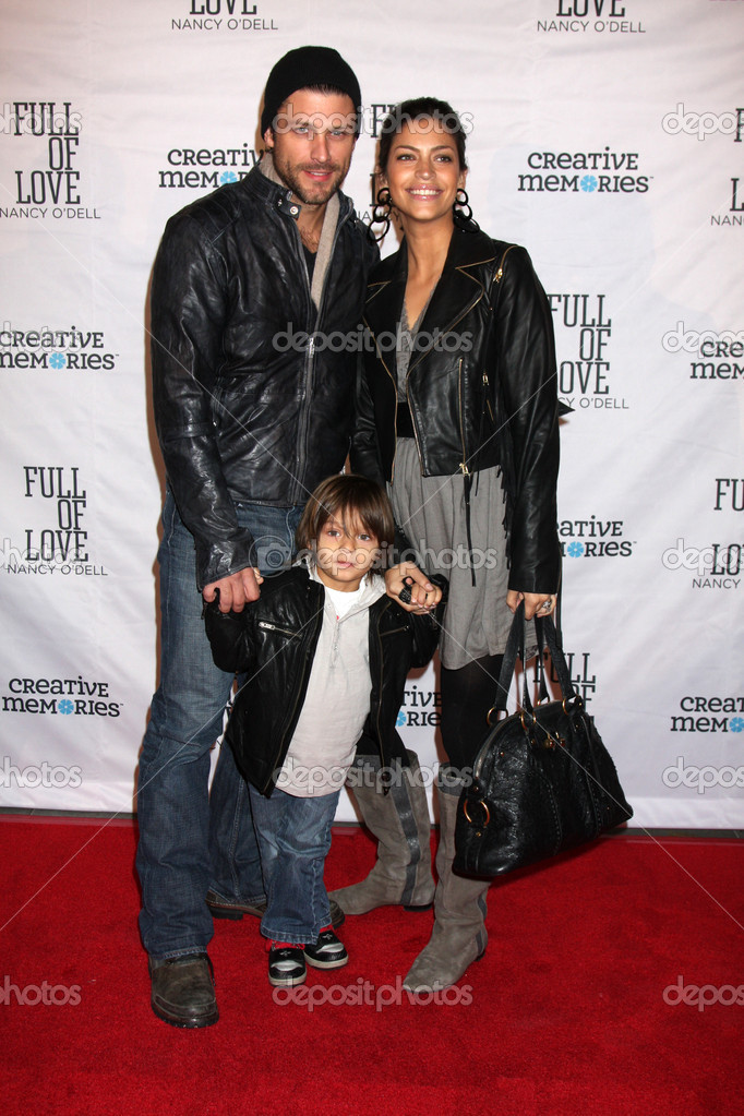 Greg Vaughn and Family – Stock Editorial Photo © Jean_Nelson #13052684