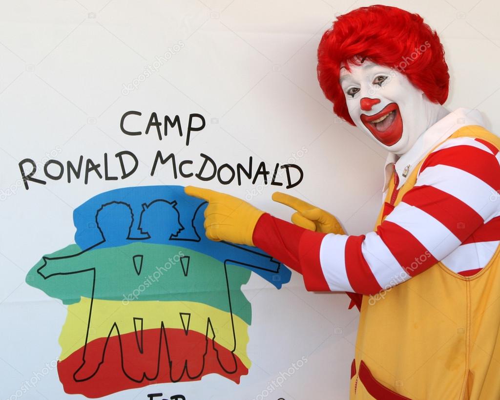 Ronald McDonald – Stock Editorial Photo © Jean_Nelson #13054366