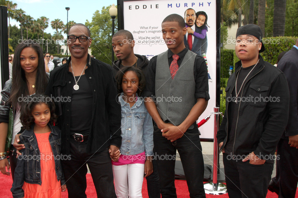 Eddie Murphy & Family – Stock Editorial Photo © Jean_Nelson #13054941