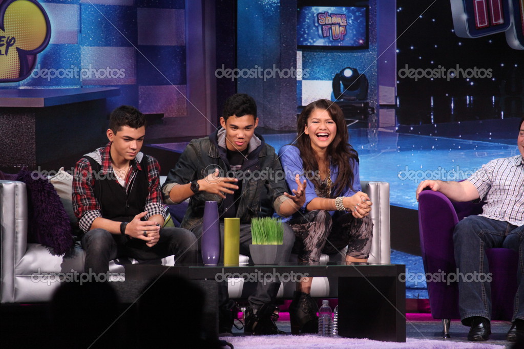 Adam Irigoyen, Roshon Fegan, Zendaya Coleman – Stock Editorial Photo ...
