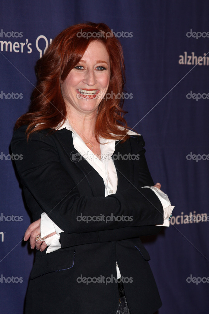 Vicki Lewis