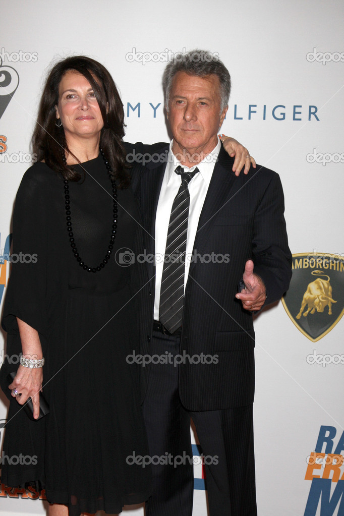 Lisa & Dustin Hoffman – Stock Editorial Photo © Jean_Nelson #13069744 Lisa & Dustin Hoffman – Stock Editorial Photo © Jean_Nelson #13069744