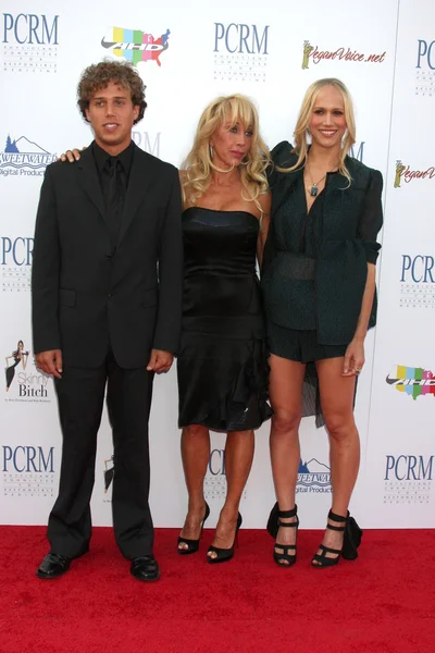Sean Landon, Cindy Landon, Jennifer Landon – Stock Editorial Photo ...