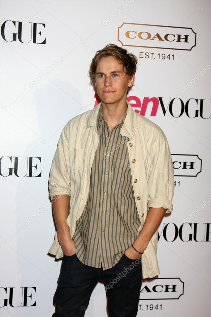 Alex Pettyfer Teen Vogue