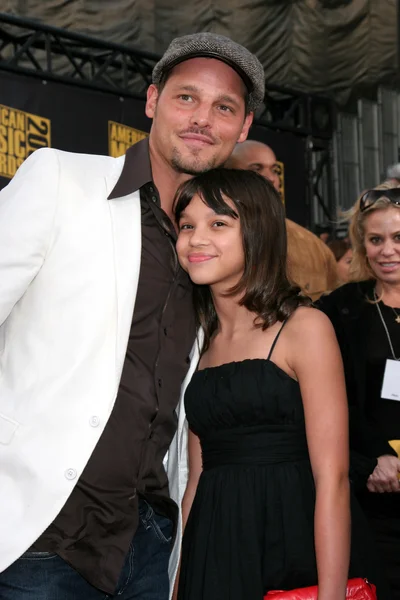 Justin Chambers And Family