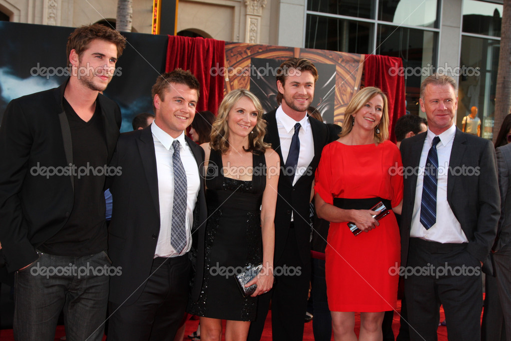 Liam Hemsworth, Chris Hemsworth, family – Stock Editorial Photo © Jean ...