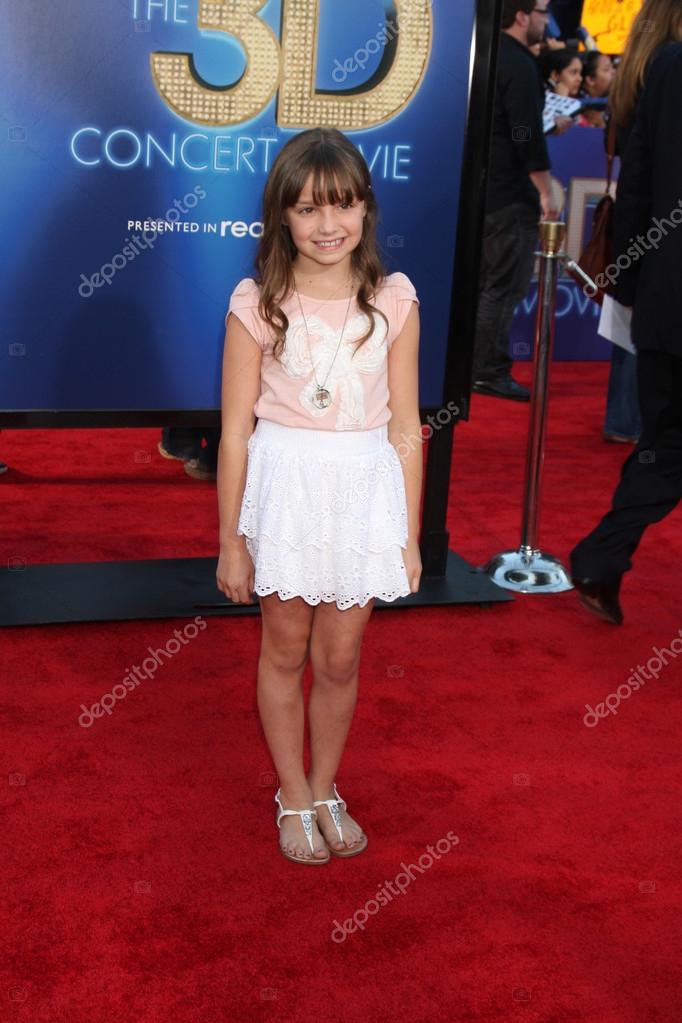 Mackenzie Aladjem – Stock Editorial Photo © Jean_Nelson #13083736