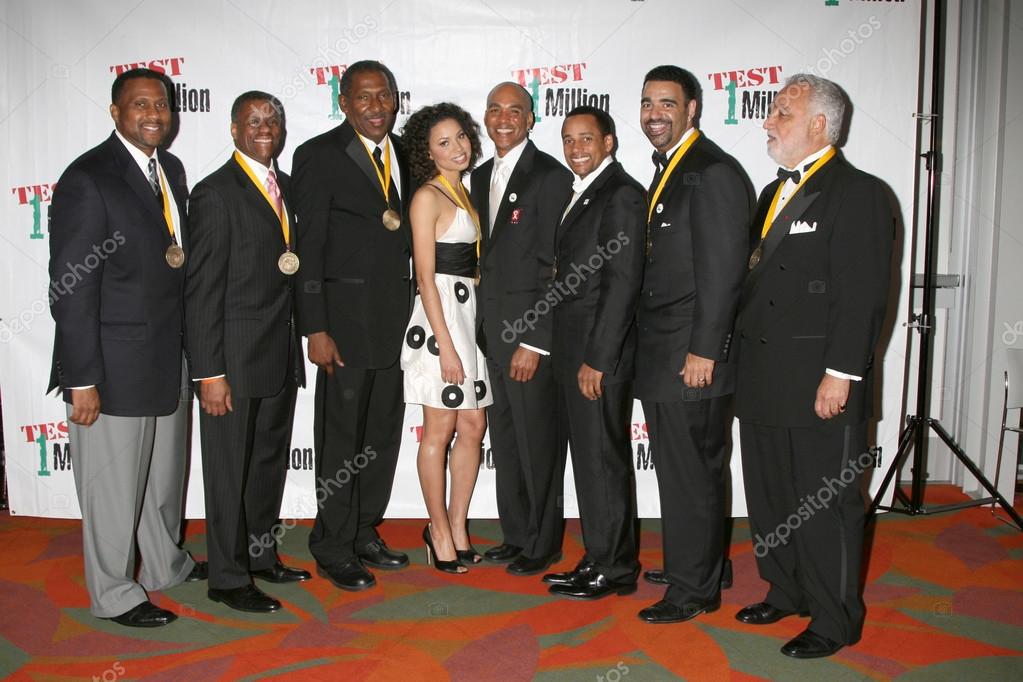 Tavis smiley, dennis holmes, willis edwards (para enlace de julian ...