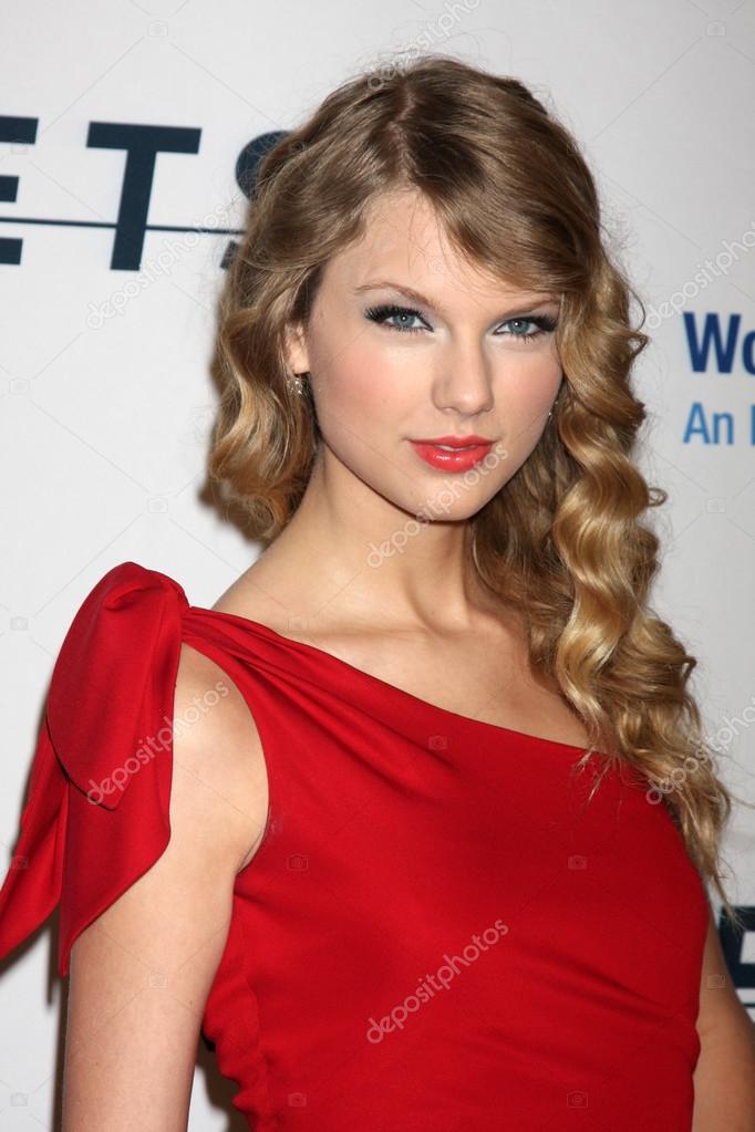Taylor Swift — Stock Editorial Photo © Jean_Nelson #13093826