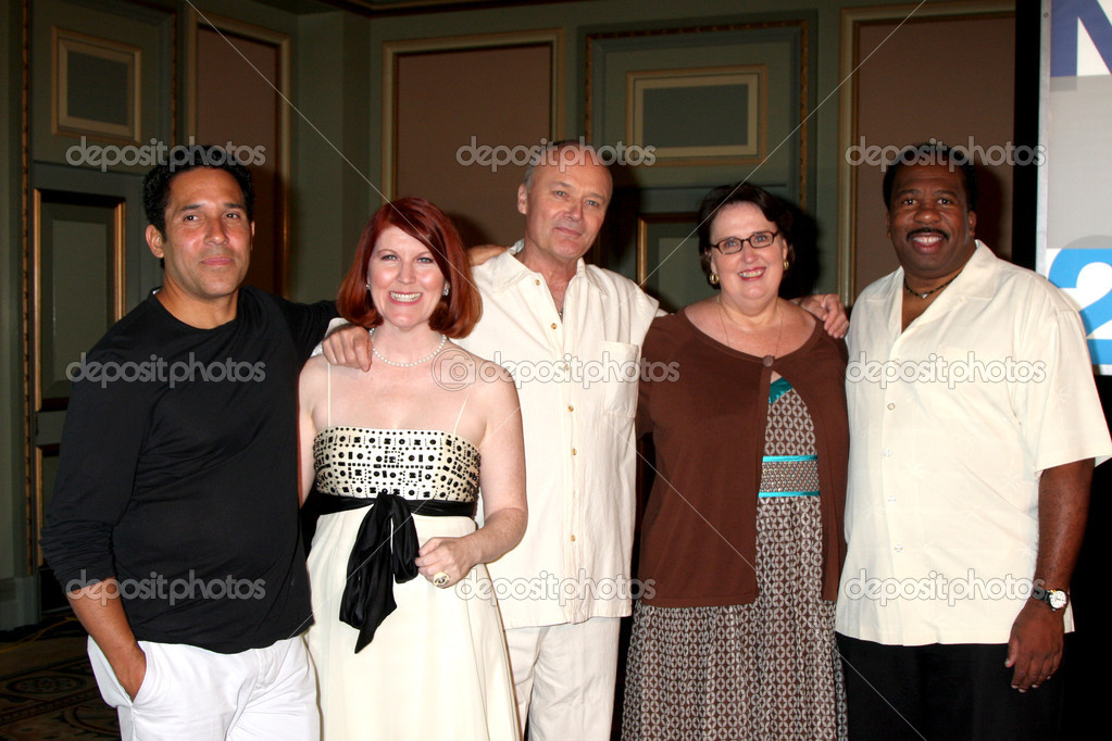 Oscar Nunez, Kate Flannery, Creed Bratton, Phyllis Smith, and Le ...