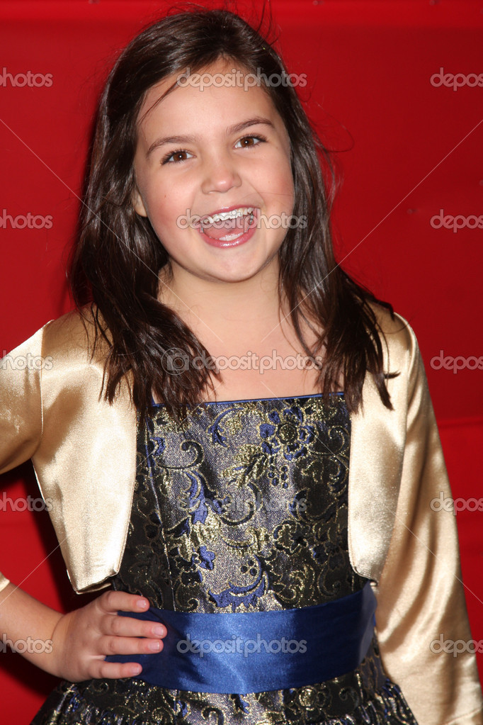 Bailee Madison — Stock Editorial Photo © Jean_Nelson #13102398