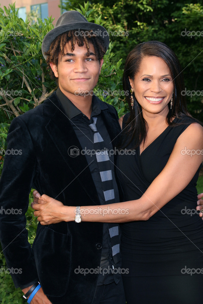 Tracey Ross – Stock Editorial Photo © Jean_Nelson #13107892