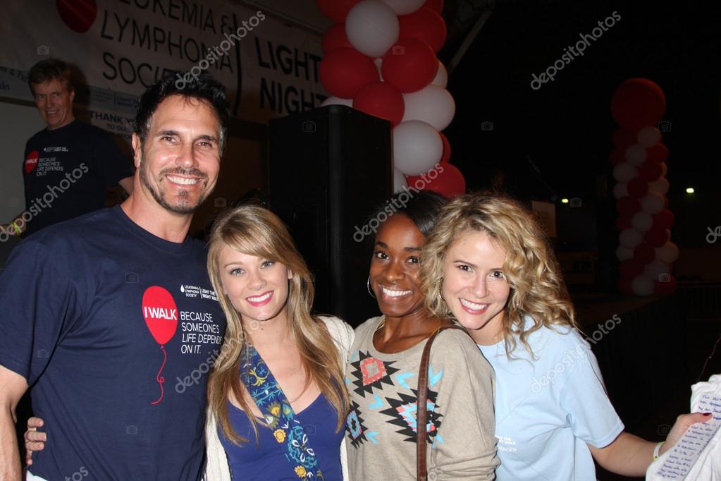 Don Diamont, Kim Matula, Kristolyn Lloyd, Linsey Godfrey — Stock ...