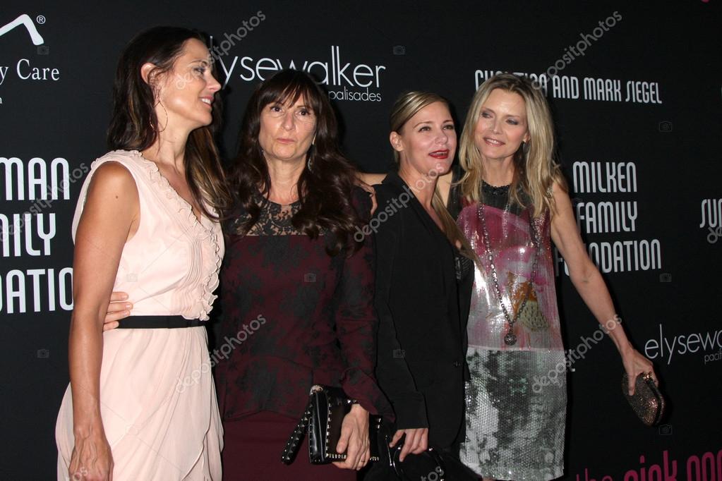 Rona's Guest, Rona Pfeiffer, DeeDee Pfeiffer, Michelle Pfeiffer – Stock ...