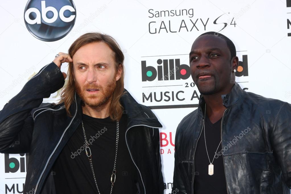 David Guetta and Akon — Stock Editorial Photo © Jean_Nelson #25555121