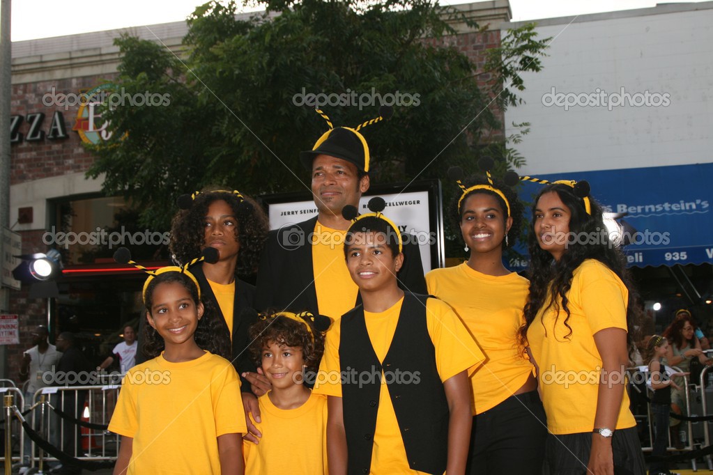 Mario Van Peebles & family – Stock Editorial Photo © Jean_Nelson #26237167
