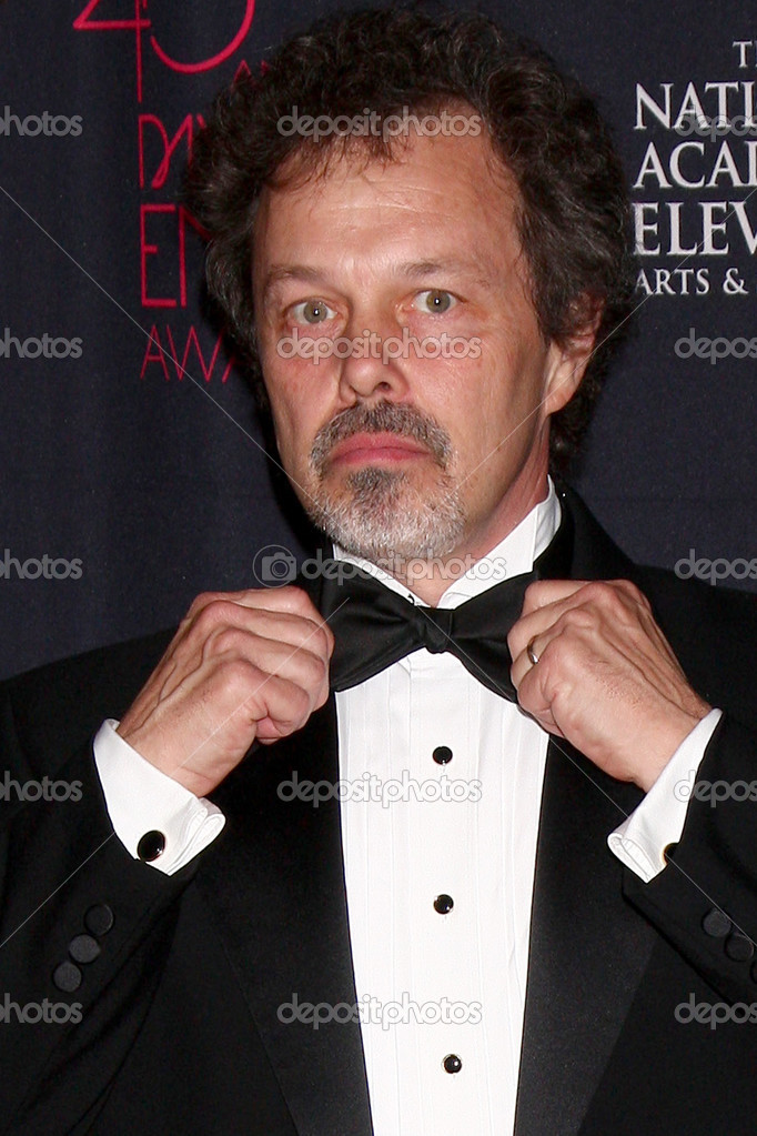 Curtis Armstrong Ray