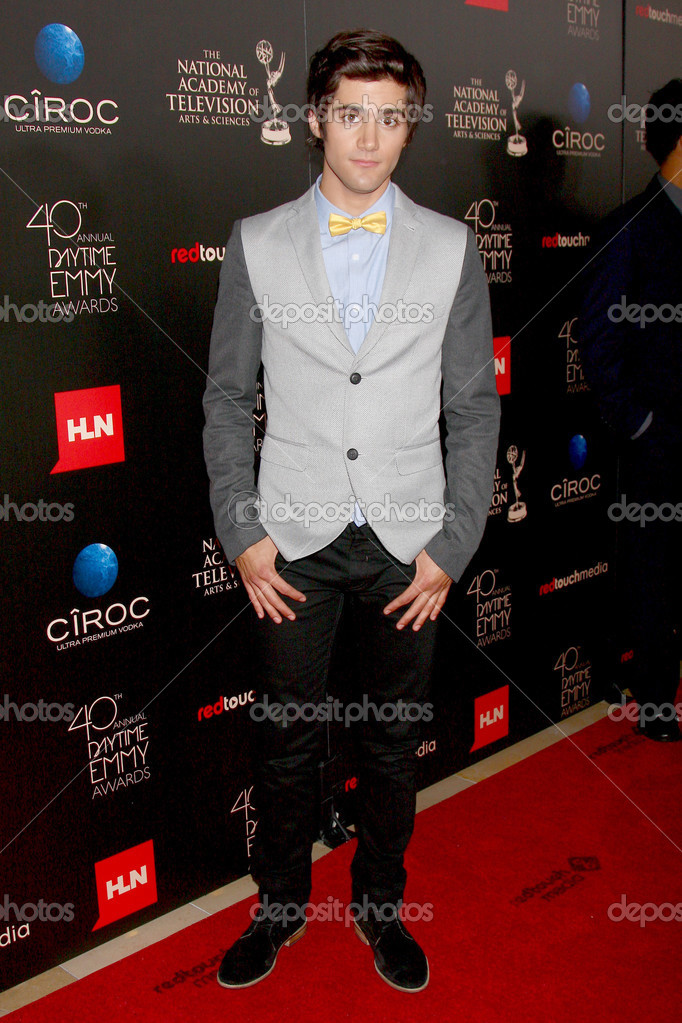 Max Ehrich Chris Colfer