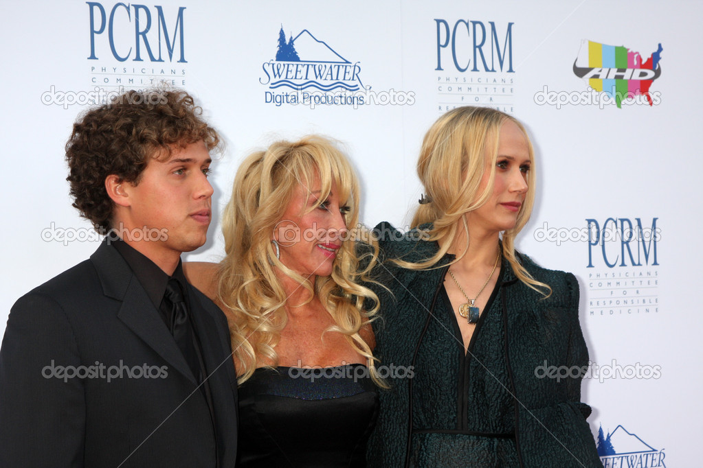 Jennifer Landon 2013