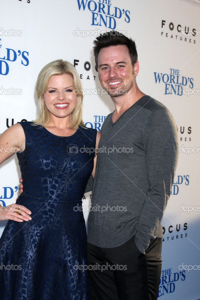 Megan Hilty, Brian Gallagher — Foto editorial de stock #30189551 ©Jean ...