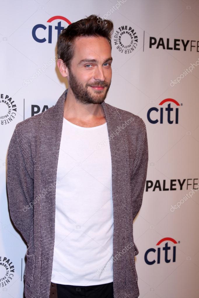 Tom Mison 2022