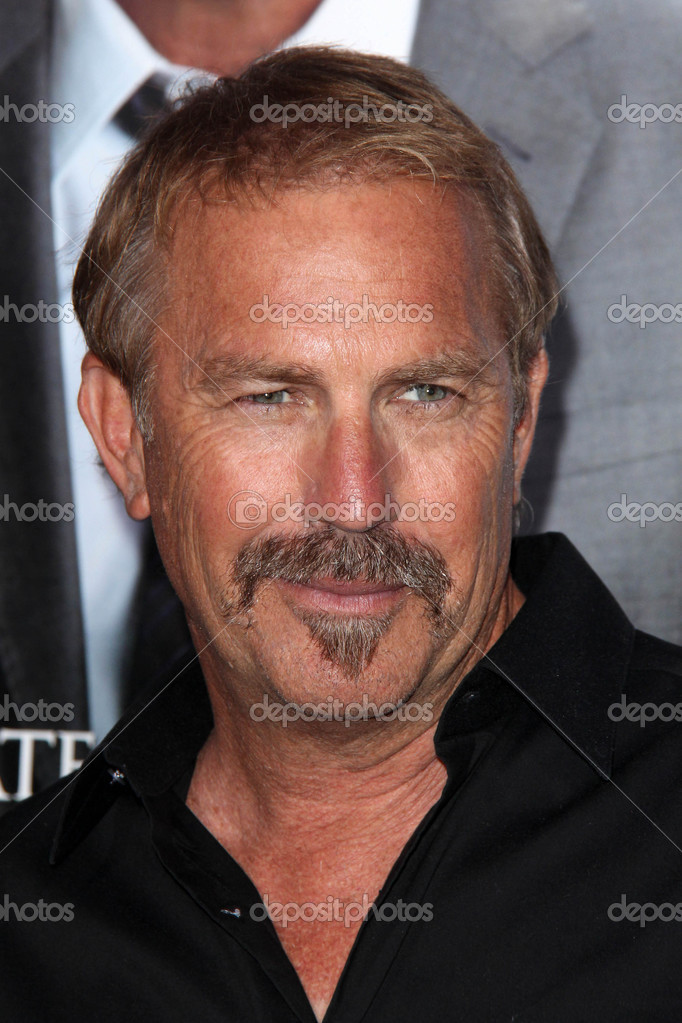 Kevin Costner — Stock Editorial Photo © Jean_Nelson #44423357