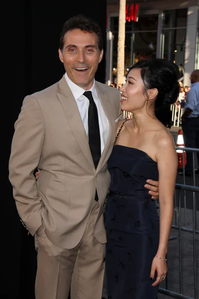 Rufus Sewell and wife Amy – Stock Editorial Photo © s_bukley #17327147
