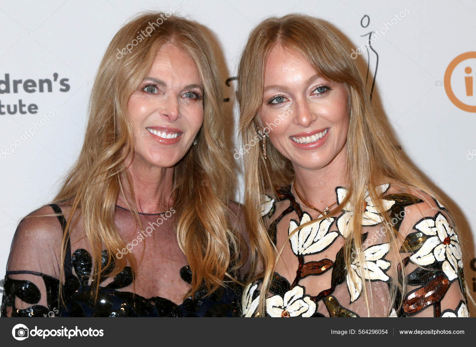 Catherine Oxenberg 2022