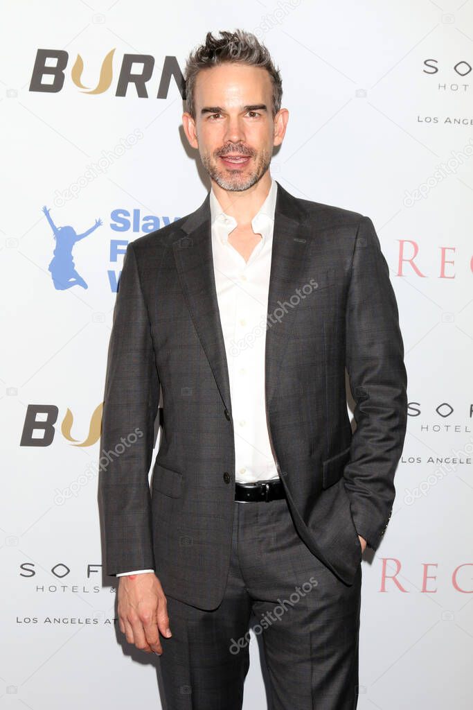 LOS ÁNGELES - 2 DE JUN: Christopher Gorham en la fiesta de lanzamiento ...